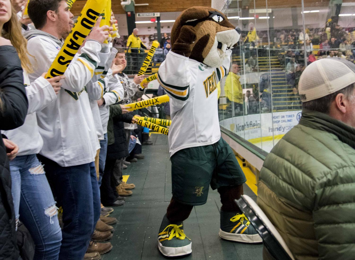 Day in the life of UVM’s Rally Cat – The Vermont Cynic